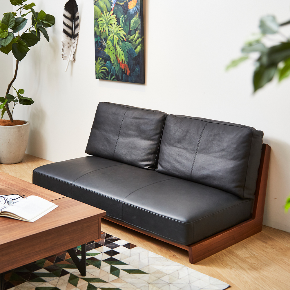 WEBB（ウェッブ）2Pソファ レザー（K705 ブラック） - ローソファ・フロアソファの通販 ｜リビングハウス【公式】家具・インテリア雑貨のLIVING HOUSE.オンラインストア